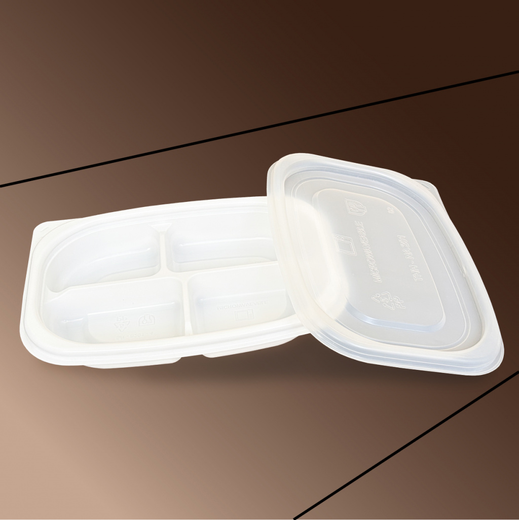 Disposable 4-compartment plastic tray/container (Rectangle)